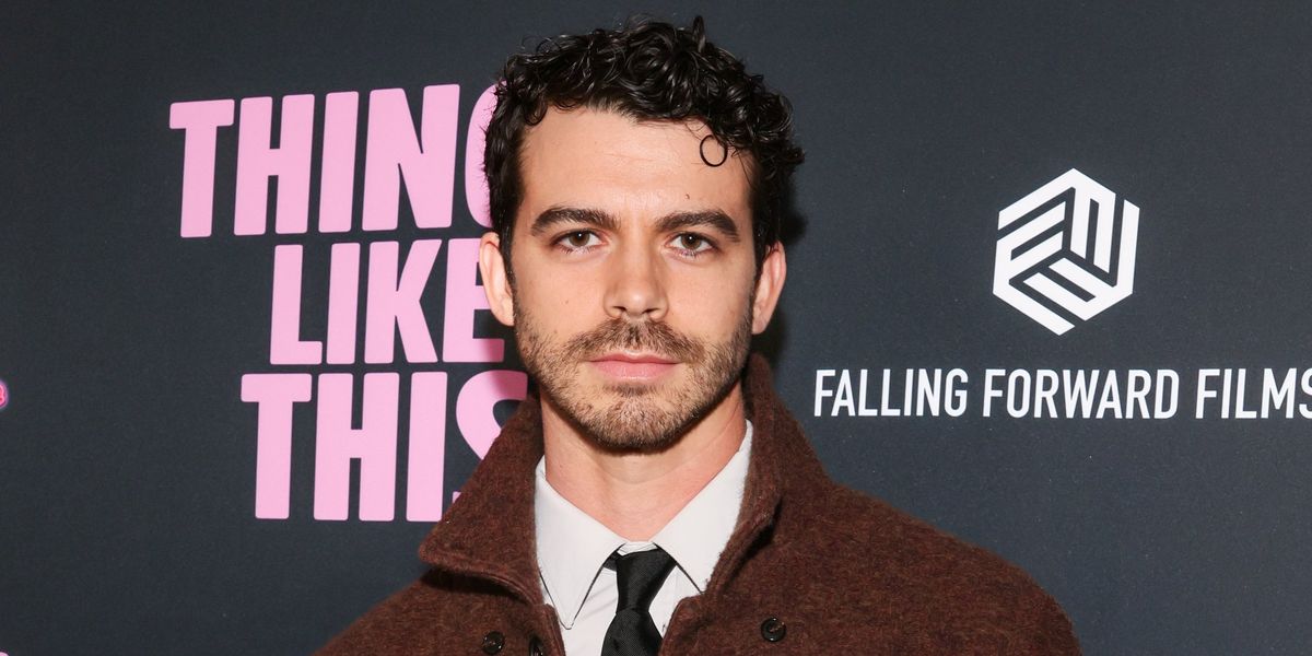 La star de 'Love, Simon' 'Joey Pollari renverse le thé à son premier ...